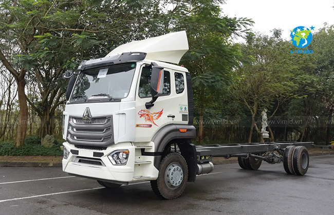 Xe Howo 2 Chân Giá Bao Nhiêu? Ưu Và Nhược Điểm Như Thế Nào?