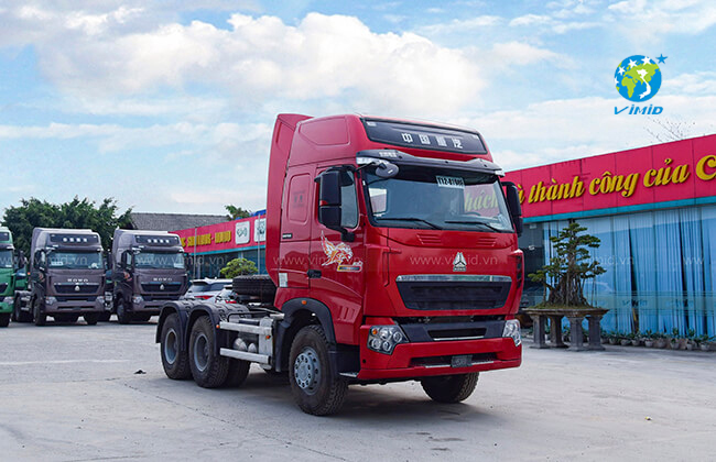 Xe Đầu Kéo Howo 375 HP Giá Bao Nhiêu? Những Điều Bạn Cần Biết